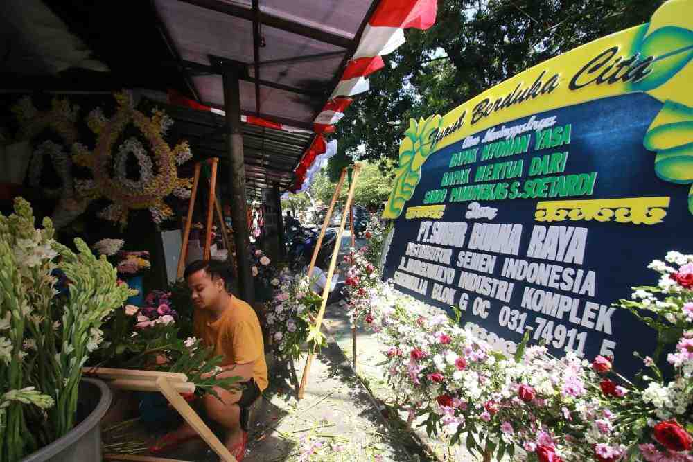 BISNIS KARANGAN BUNGA SPLENDID MENURUN, IMBAS PANDEMI | AtmaGo