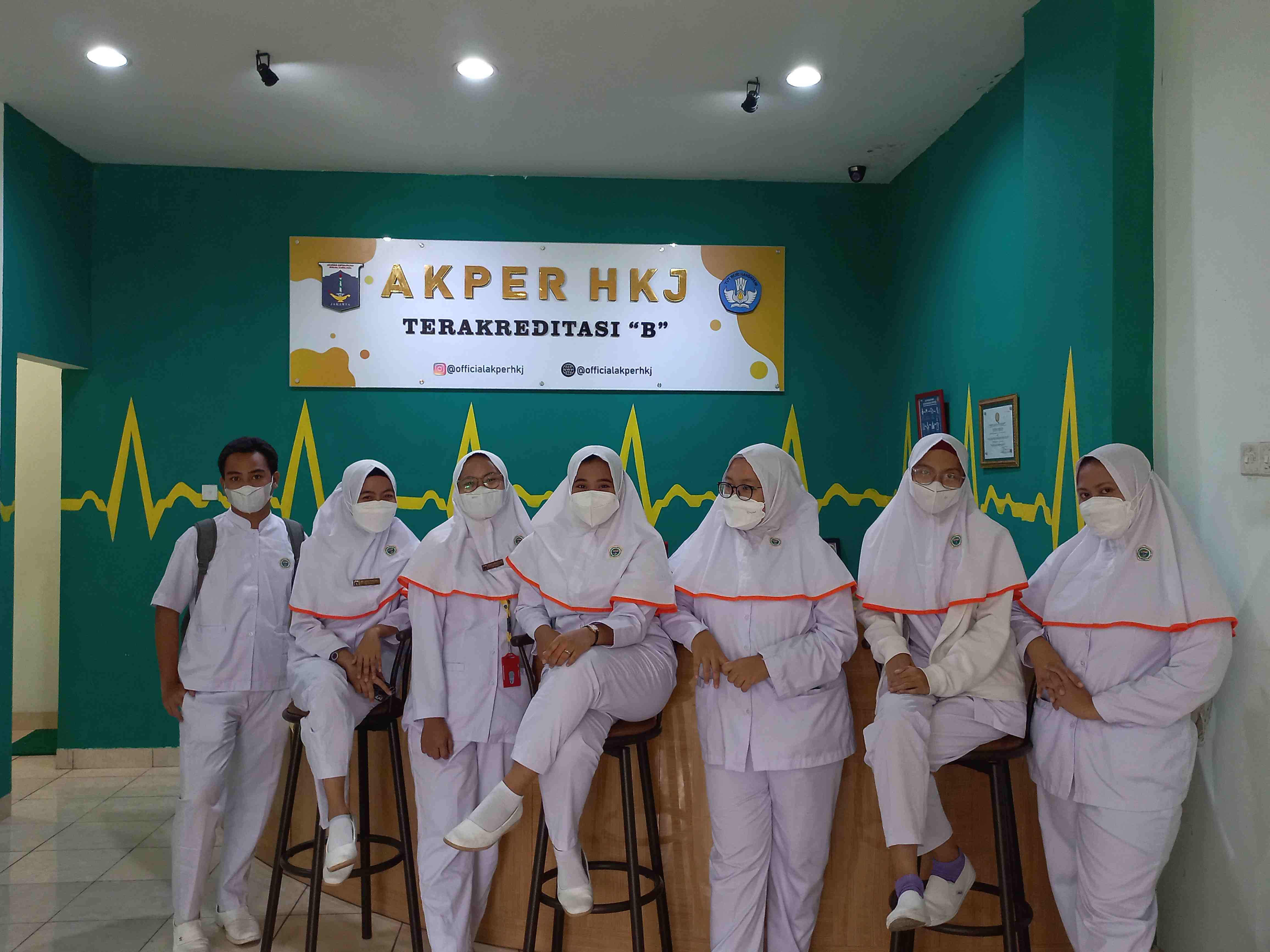BIAYA AKPER HUSADA KARYA JAYA TERJANGKAU SEMUA KALANGAN | AtmaGo