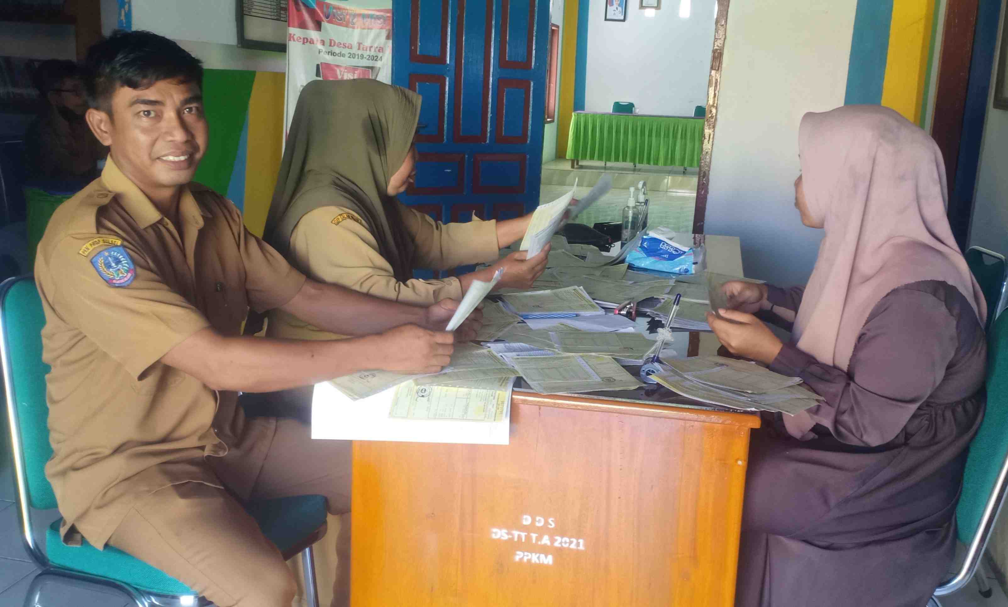 Pemdes Tarra Tallu Verifikasi STTS dan SPPT untuk Memastikan Wajib ...