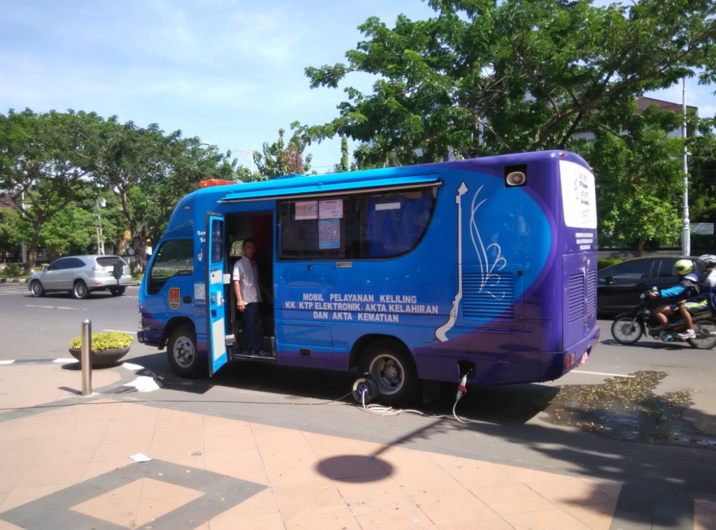 Bikin KTP lewat CaPil Keliling | AtmaGo