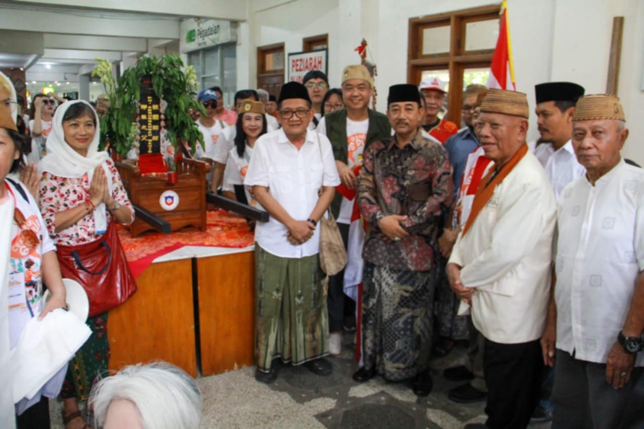 Gus Dur"s Cengbeng Spiritual and National Pilgrimage: The Path to ...
